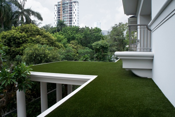 Maximizing Small Spaces with Artificial Turf